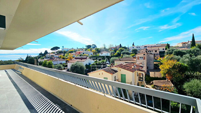 Appartement à vendre - Vence, La Sine, La Plus Basse Sine - 4 pièces - 3 chambres
