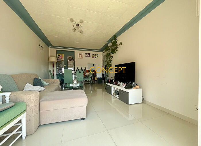 Nice, Pasteur : Appartement 4 pièces à vendre