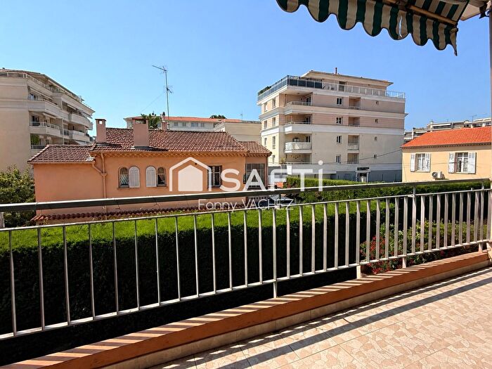 Mandelieu-la-Napoule, Les Termes : Appartement 3 pièces à vendre
