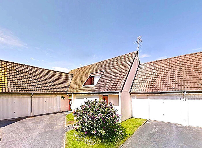 Maison 3 pièces à Saint-Gatien-des-Bois, à vendre