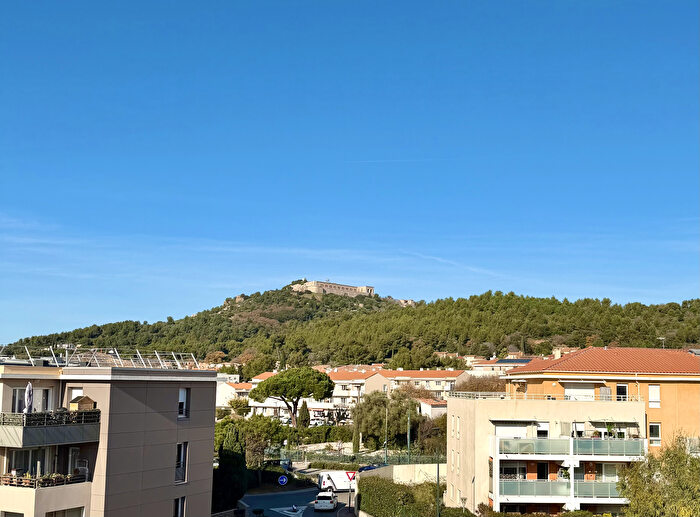 Appartement à vendre - Six-Fours-les-Plages, Roumagnan, Talian, Audibert, Verger - 3 pièces - 2 chambres