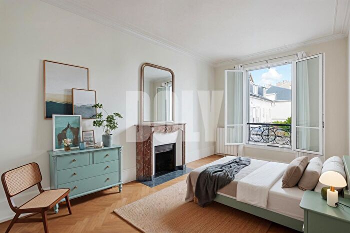 Appartement à vendre - Charenton-le-Pont, Centre ancien - 3 pièces - 2 chambres