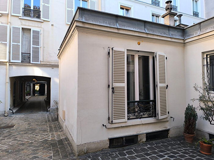 Appartement à vendre - Paris e , Trudaine, Rochechouart - 2 pièces - 1 chambre