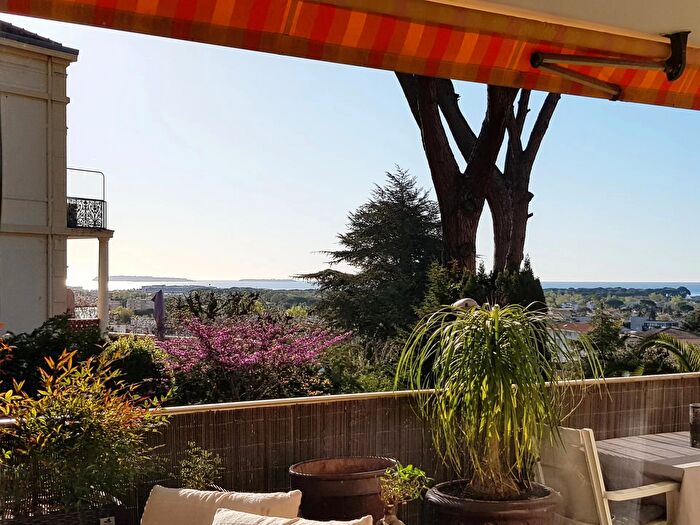 Appartement à vendre - Mandelieu-la-Napoule - 2 pièces - 1 chambre