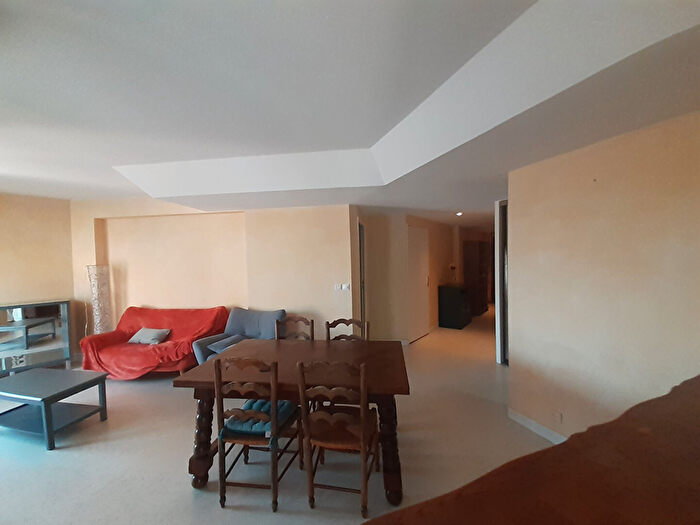 Dax, Centre-ville, Saint-Vincent : Appartement 3 pièces à vendre