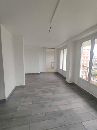 Appartement 4 pièces à louer à Longjumeau, Centre-ville, Mairie