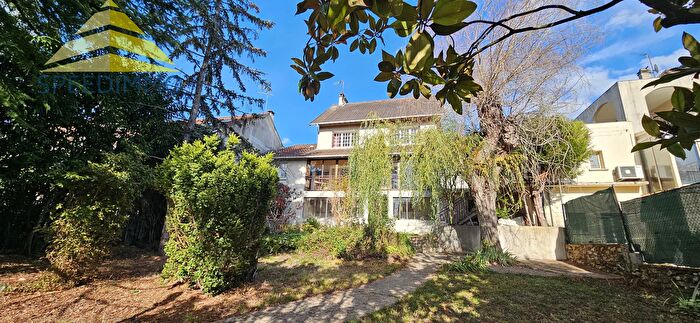 Maison 6 pièces à vendre - Mandres-les-Roses