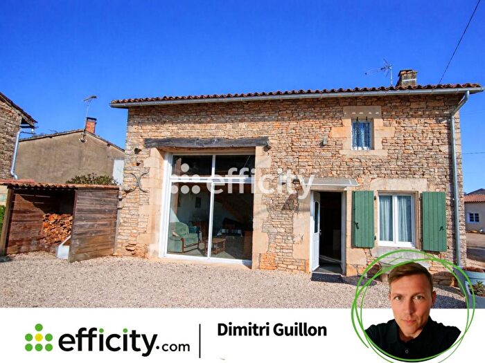 Maison à vendre - Chaunay - 6 pièces - 3 chambres