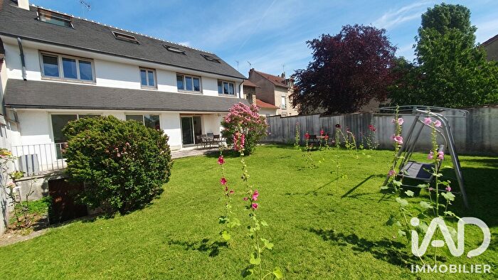 Villeneuve-le-Roi, Faisanderie - Maison 9 pièces à vendre