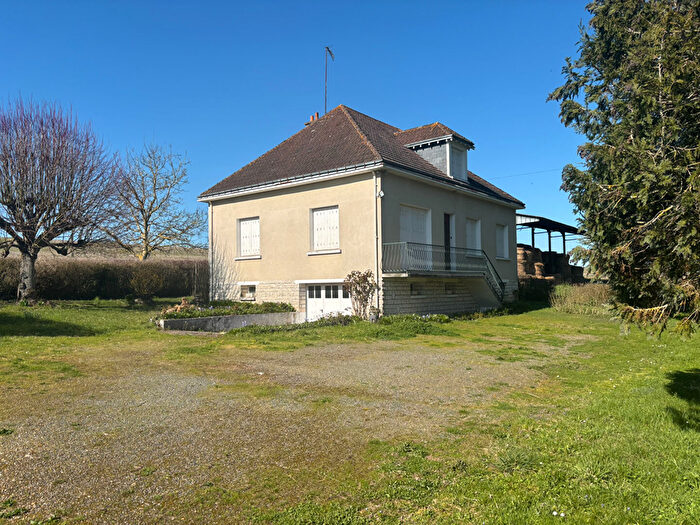 Maison à vendre - Ligré - 6 pièces - 5 chambres