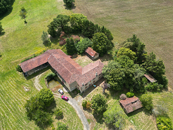 Maison à vendre - Castin - 4 pièces - 3 chambres