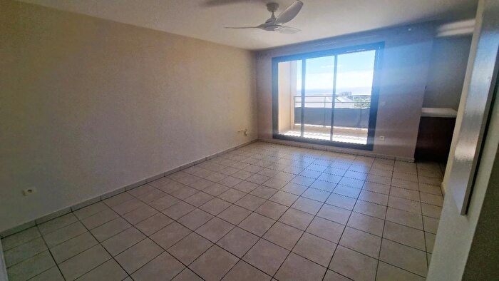 Appartement 2 pièces à Saint-Denis, Montgaillard, à vendre