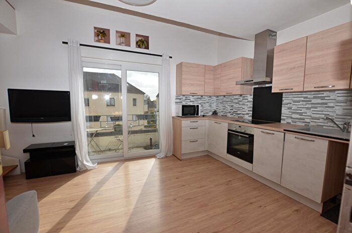 Appartement à vendre - Sainte-Geneviève-des-Bois, Paul Vaillant Couturier - 2 pièces - 1 chambre