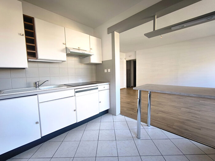 Appartement à louer - Marseille e , Saint-Giniez - 2 pièces - 1 chambre