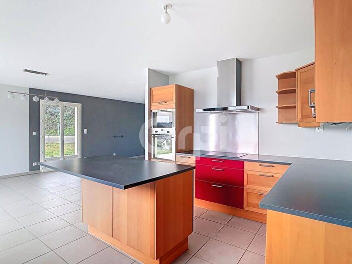 Maison à louer - Peyrignac - 5 pièces - 4 chambres