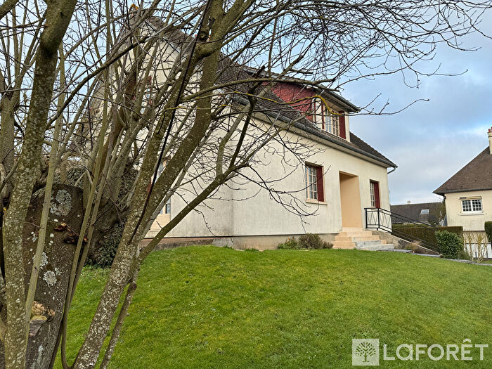 Maison à vendre - LAigle - 7 pièces - 5 chambres