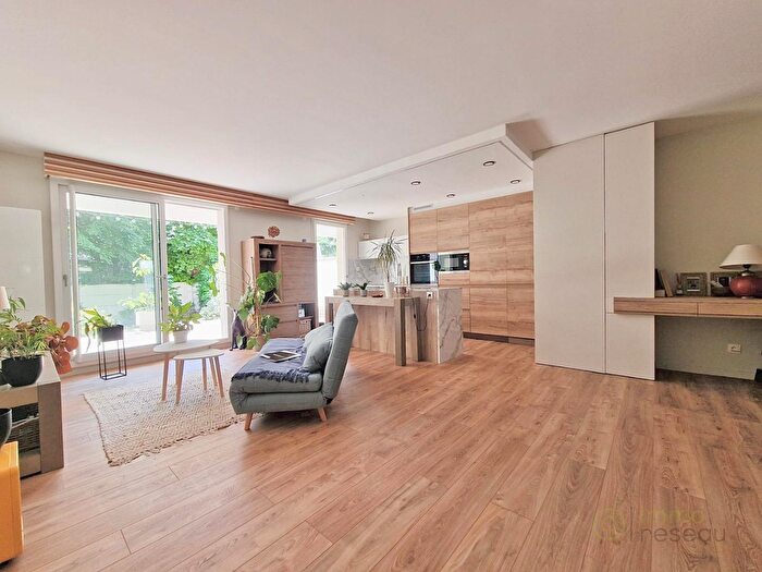 Montreuil, Villiers, Barbusse : Appartement 3 pièces à vendre