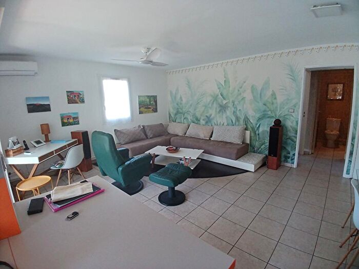 Appartement à vendre - Saint-Leu, Centre-ville - 2 pièces - 1 chambre