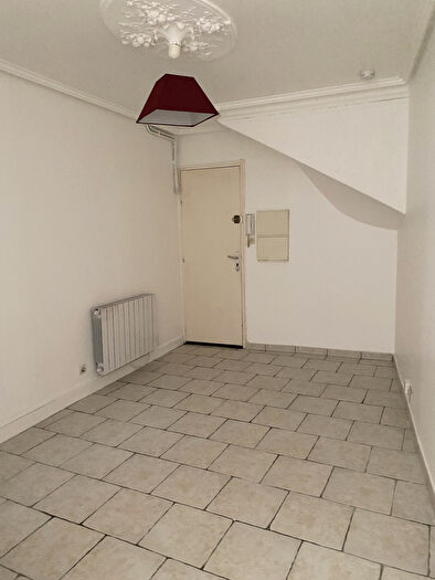 Appartement à louer - Poitiers, Trois Quartiers - 1 pièce