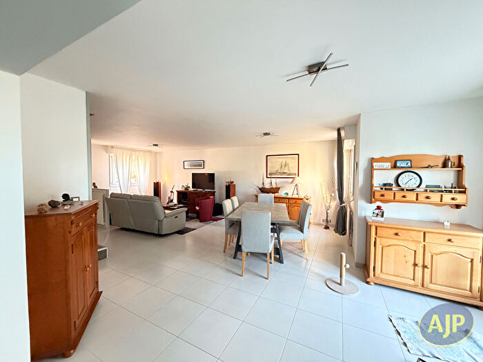 Maison à vendre - Saint-Herblain, Centre-ville - 6 pièces - 4 chambres