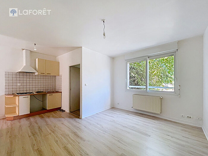 Appartement 2 pièces à louer à Pontivy, Tréléau