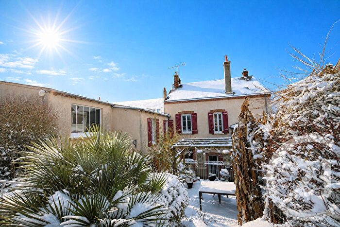 Maison à vendre - Auneau - 8 pièces - 5 chambres