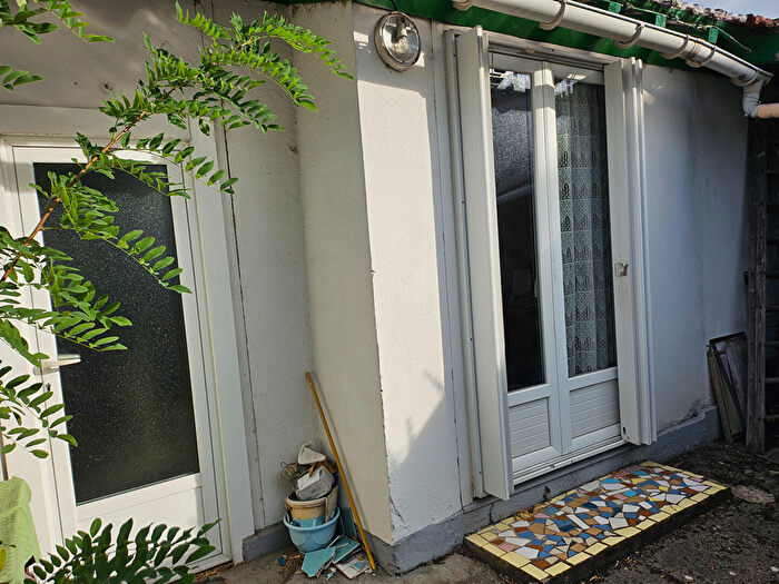 Villenave-d'Ornon, Le Pont de la Maye, Canteloup, Madère, Le Béquet : Maison 3 pièces à vendre