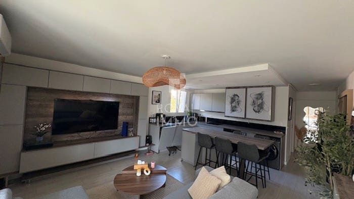 Appartement 3 pièces à vendre - Toulon, Valbertrand