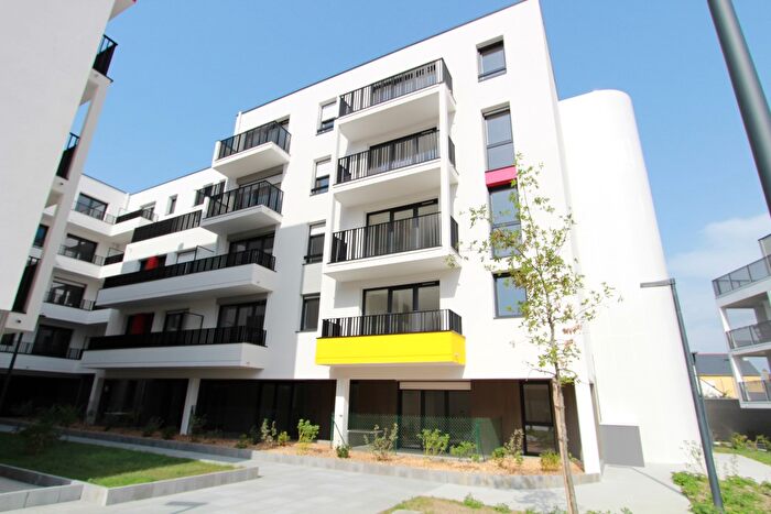 Appartement à louer - Saint-Nazaire, Nord - 1 pièce