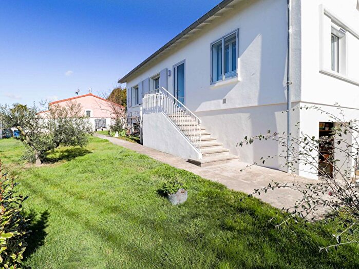 Maison 4 pièces à Pont-de-Larn, à vendre