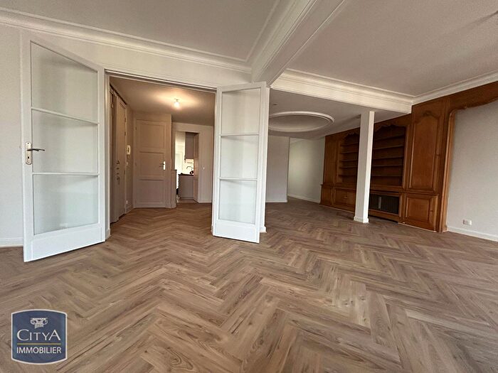 Appartement à louer - Paris e , Champerret, Berthier - 5 pièces - 3 chambres