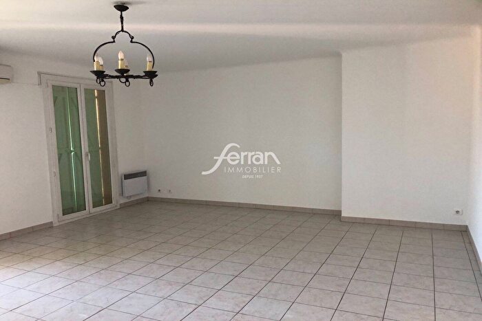 Boulevars-Gare-Saint Leger-Chabrand, Draguignan : Appartement 3 pièces à louer