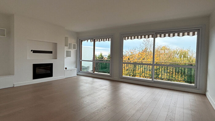 Appartement 6 pièces à vendre à Noisy-le-Roi