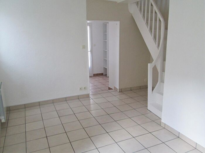 Appartement à louer - Thouars - 2 pièces - 1 chambre