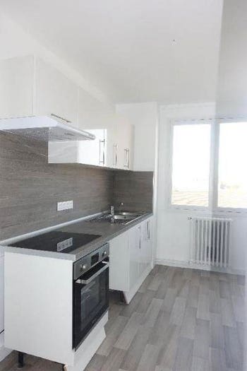 Chemin Vert-Europe, Reims - Appartement 2 pièces à louer