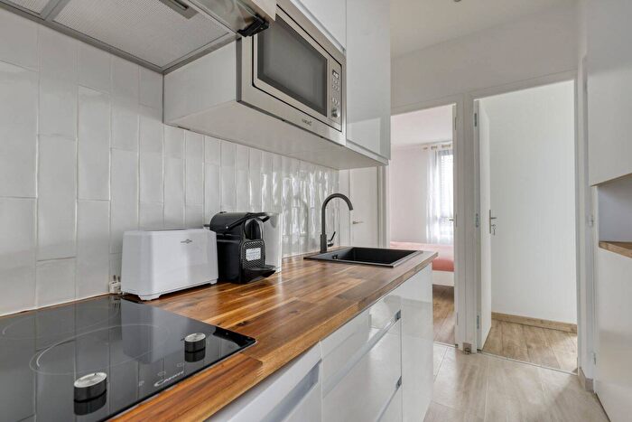 Appartement à louer - Cachan - 3 pièces - 3 chambres