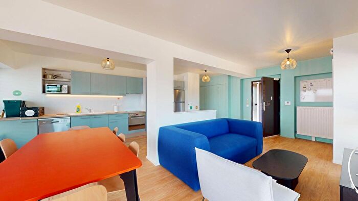 Appartement à louer - Haut Guichet-Centre Ouest, Orsay - 1 pièce - 8 chambres