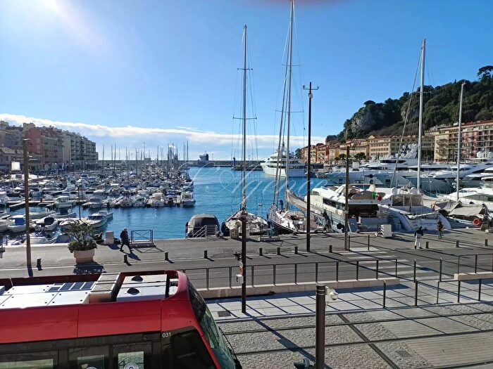 Nice, Le Port - Appartement 2 pièces à louer