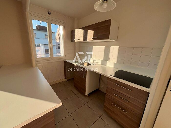 Allies-Clos d'Or, Grenoble : Appartement 3 pièces à louer