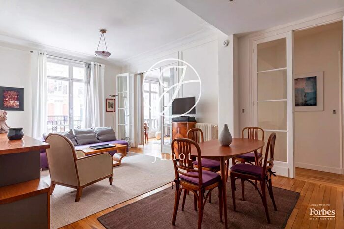 Appartement 3 pièces à Paris 15ème, Cambronne, Garibaldi, à louer