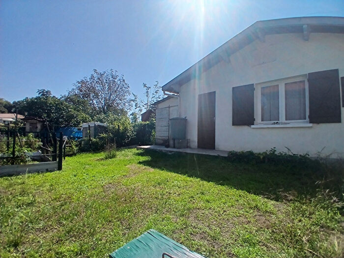 Castelnau-de-Médoc : Maison 3 pièces à vendre