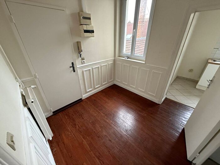 Appartement à louer - Melun - 2 pièces - 1 chambre