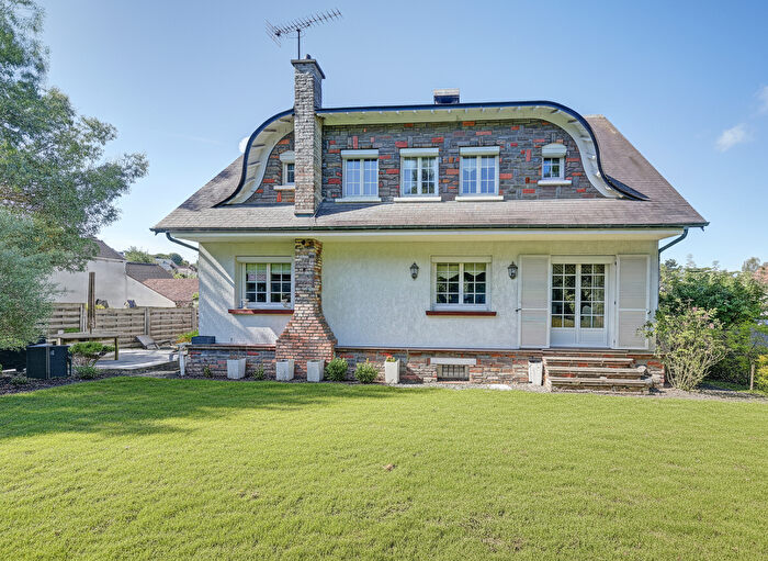 Maison à vendre - Orgeval - 6 pièces - 4 chambres