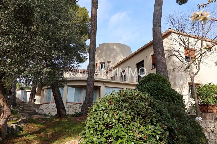 Maison à vendre - Le Cannet, Rocheville, Colombier, Campelières - 5 pièces - 3 chambres
