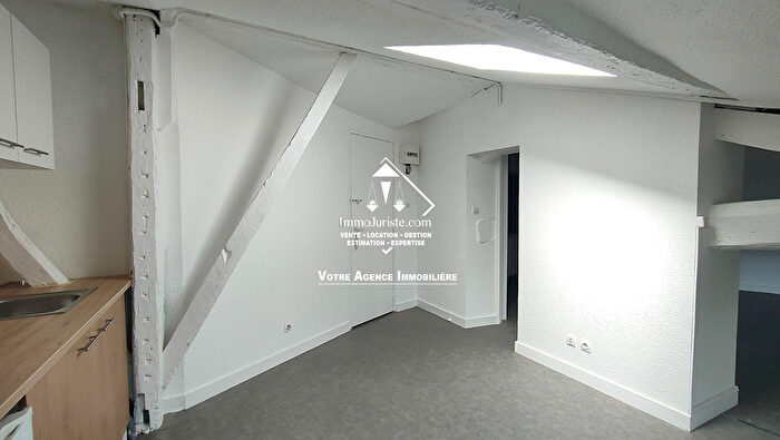 Appartement à louer - Limoges, Centre-ville, Hôtel de Ville, Emailleurs - 1 pièce