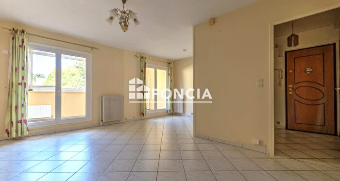 Appartement à vendre - Maurepas, Le Bois de Maurepas, Coudrays - 3 pièces - 2 chambres