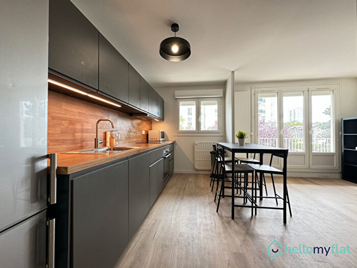 Appartement à louer - Reims, Courlancy, Porte de Paris, Bois dAmour - 5 pièces - 4 chambres