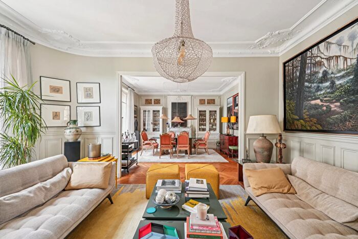 Appartement à louer - Neuilly-sur-Seine, Parc de Neuilly - 4 chambres