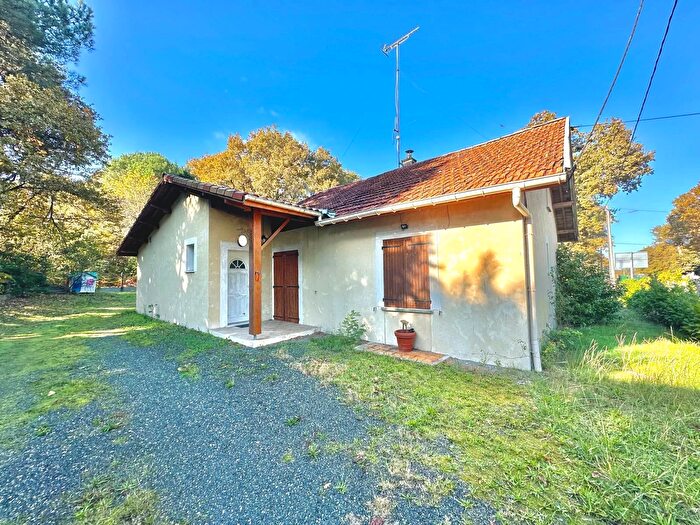 Maison à vendre - Belin-Béliet - 5 pièces - 4 chambres