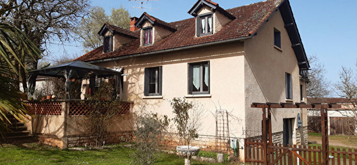 Maison à vendre - Limogne-en-Quercy - 8 pièces - 5 chambres